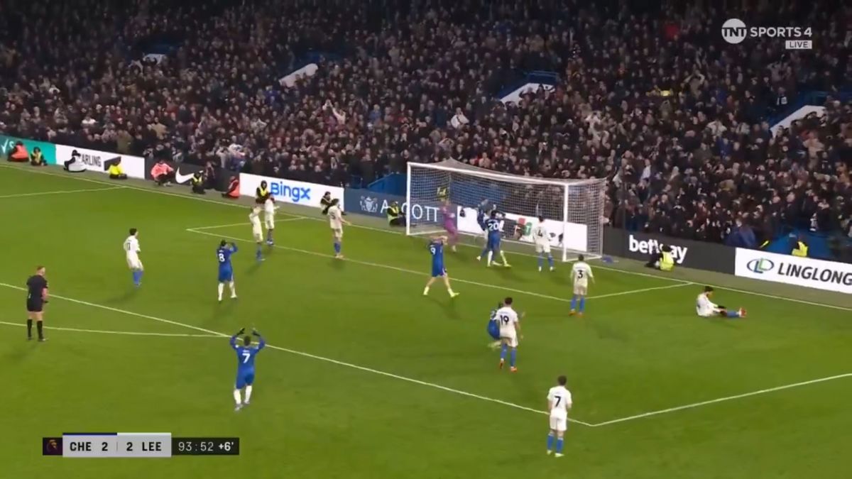 Fans respond to Palmer's apology after moment that cost Chelsea